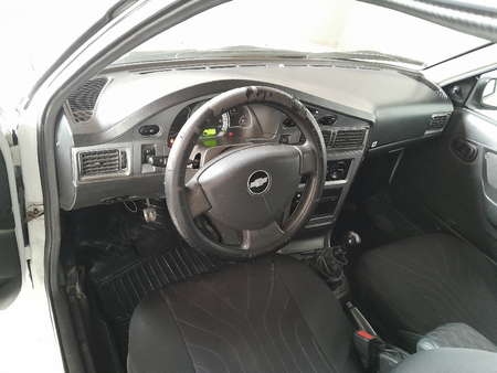 NEXIA2 1.6 L 2010