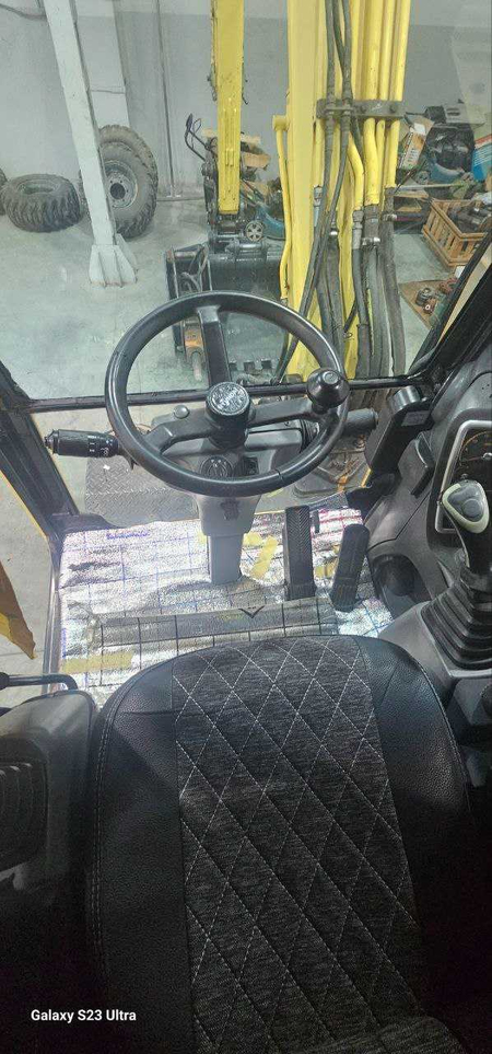 Экскаватор колесный HYUNDAI 55W