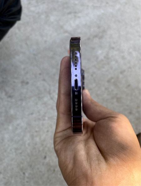 Iphone 14 pro purple