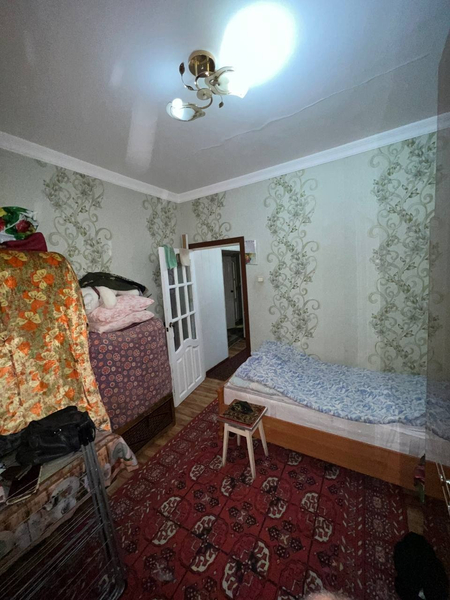 Очень Срочно продаётся квартира в Яшнабадском районе Тузель 1