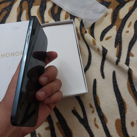 Honor 200 lite srochna!