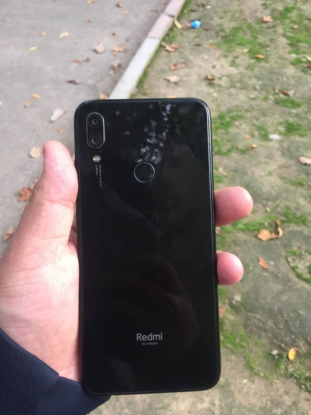 Redmi note 7 4/64gb