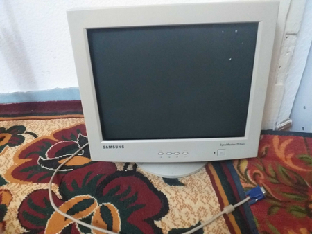 Монитор SamsungMaster 753dfx.