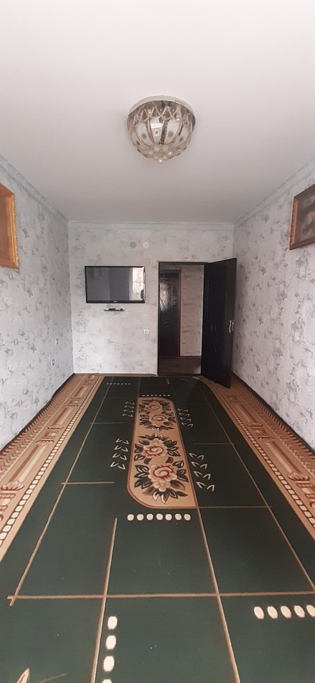 Qizlarga kvartira bor