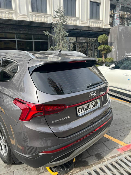 Santafe sotiladi xolati idial xich qanqa aybi yoq 1 ta odam haydagan