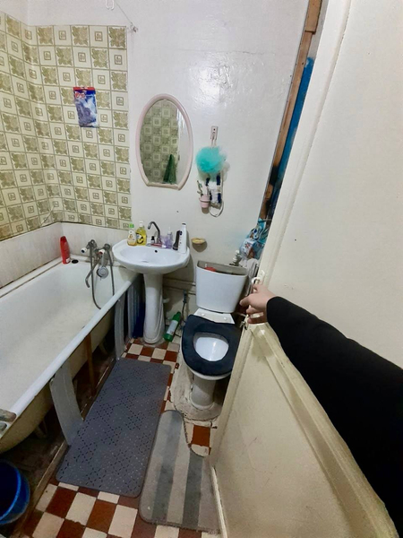 Продаётся трёх комнатная квартира