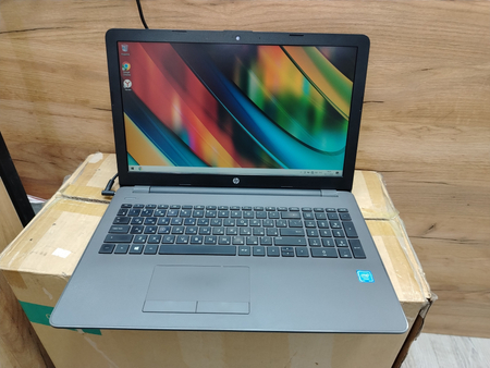 Noutbuk Hp 4/1000gb