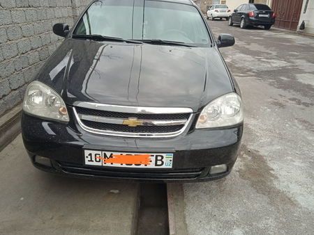 Ласетти сотилади