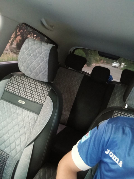Salom Spark sotiladi kraskasi toza