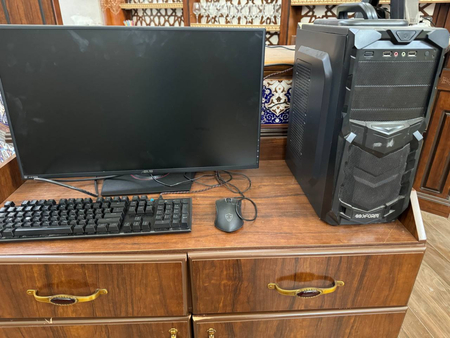 Продаются комплект компьютеров:Benq xl,Asus tuf gamingvg279,Asusvg278