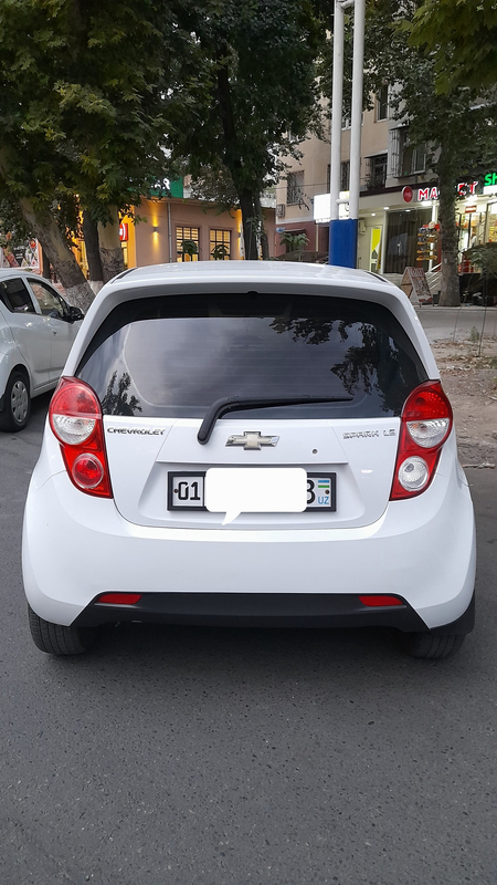 Spark sotiladi 1.25 mator.