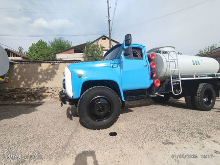 Gaz 53 . Ideal holatda.