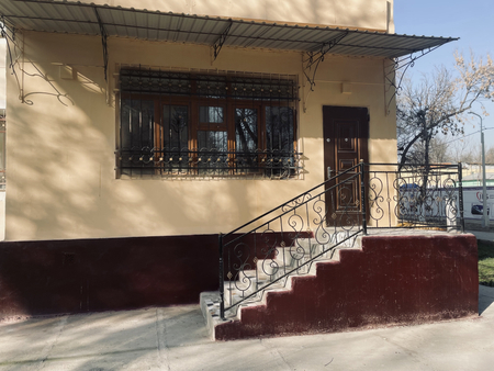 СРОЧНО, продаю 2х комнатную квартиру на чиланзар 7кв