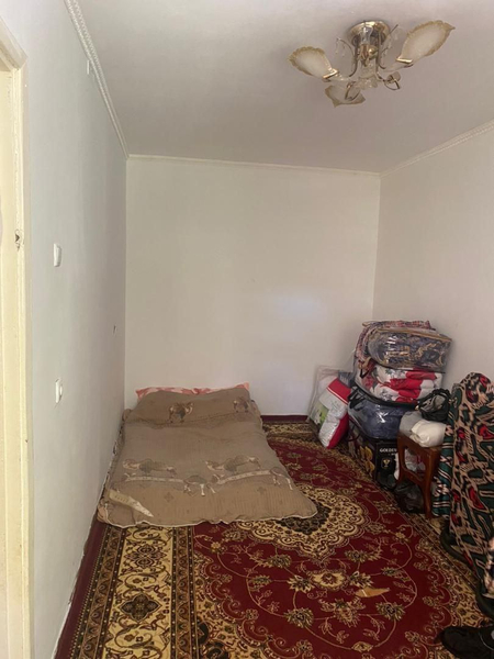 Uy Sotiladi chirchik 2 honali 3 chi etaj