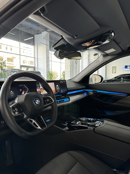 Bmw I5 eng full tayyor avtokredit