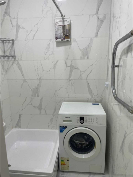 Продам 2х, переделанную в 3х комнатную квартиру