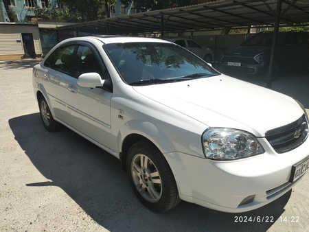 Chevrolet lacetti 1.8 AT