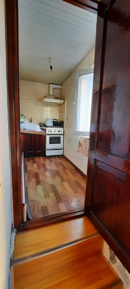 Srochna 2 xona 3 qilingan G'uncha tinchik metro 62+ kvadrat kelishamiz