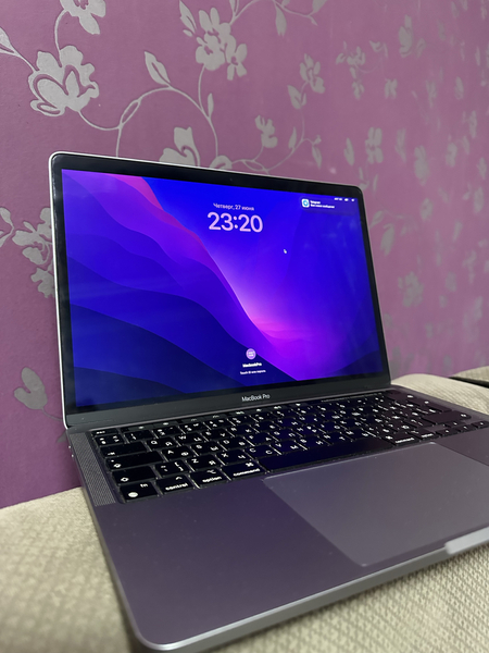 Продается MacBook PRO M1 512gb