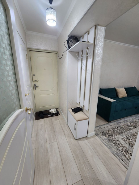 Продаётся Чиланзар 1кв 1/3/4 балкон 1*6