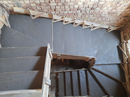 Beton zinalar quyamiz