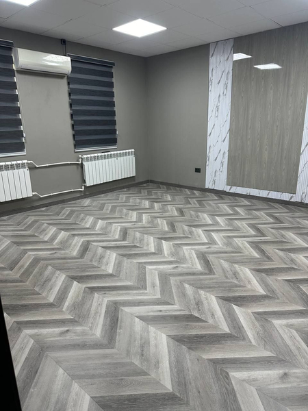 Здаеотса Аренда под офис Либа под бизнес 1 линияа яашнабад
