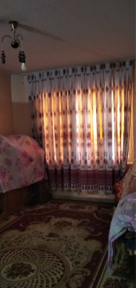 Срочноо Каракмиш 24 да 4 хона 3 чи етаж 68850