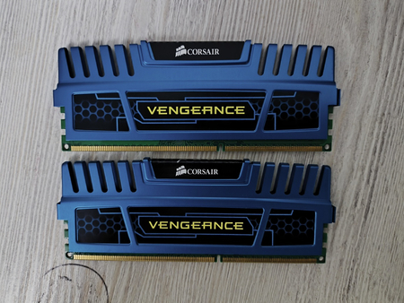 Corsair DDR3 4GB 1600mhz