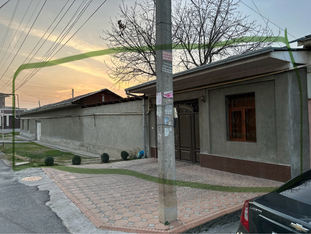 2 ta hovli sotiladi / продаются два частных дома рядом
