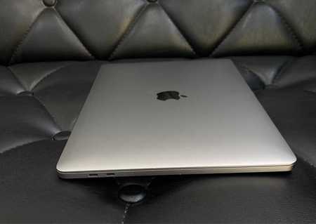 Apple MacBook Pro М1 8/512 GB 2020 года в хорошем состоянии