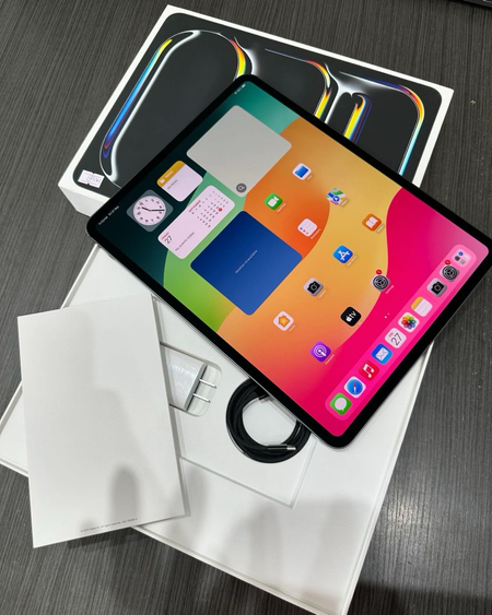 iPad Pro M4 13 inch WiFi+Simcard 256GB