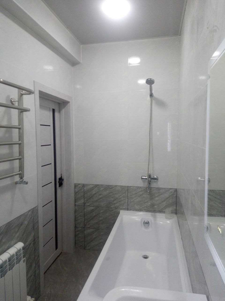 На ТТз Базаре Ахмад Югнакий в Riverside 52m2 Евро новая!`