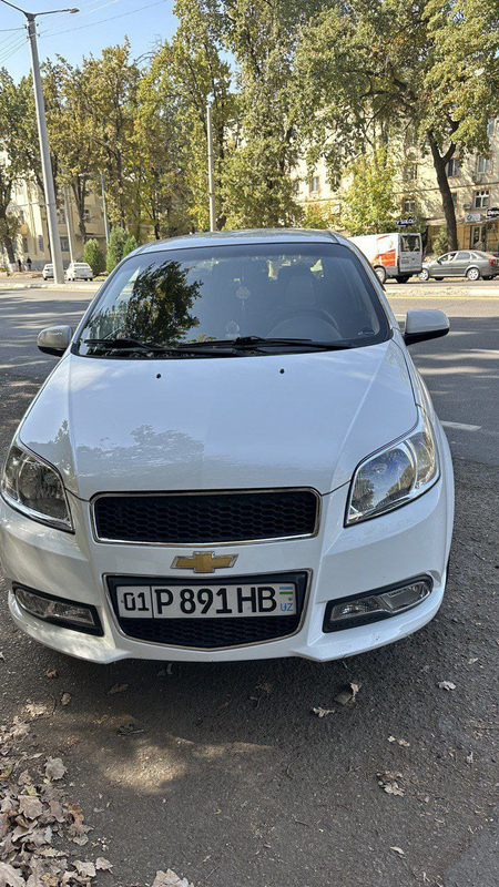 Продам нексия 3 Автомат