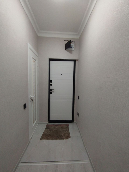 Продаётся двухкомнатная, Юнусабад 11 квартал, Метро Ю-абад, Мегапланет