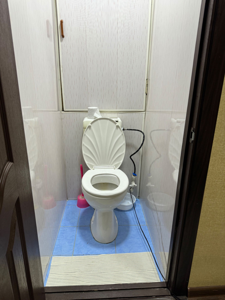 Мирзо - улугбекский район , ТТЗ-1  дом 5.