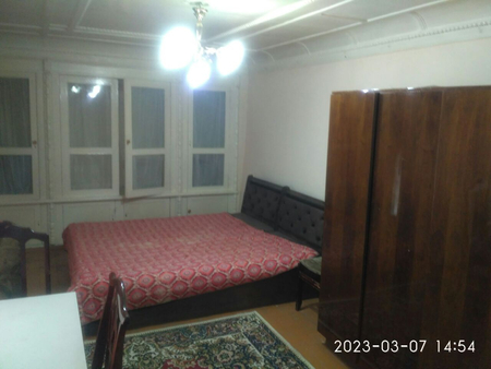 Камолон масжид ховли 2 хонаси берилади 200$