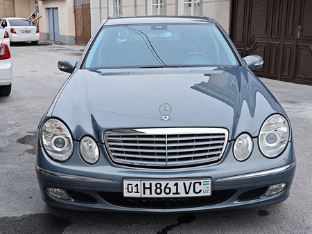 Mersedes Benz, W211, E240