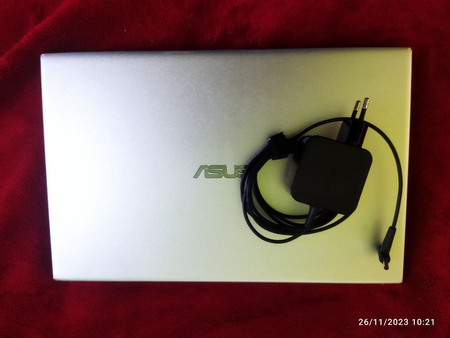Asus vivobook 8/512