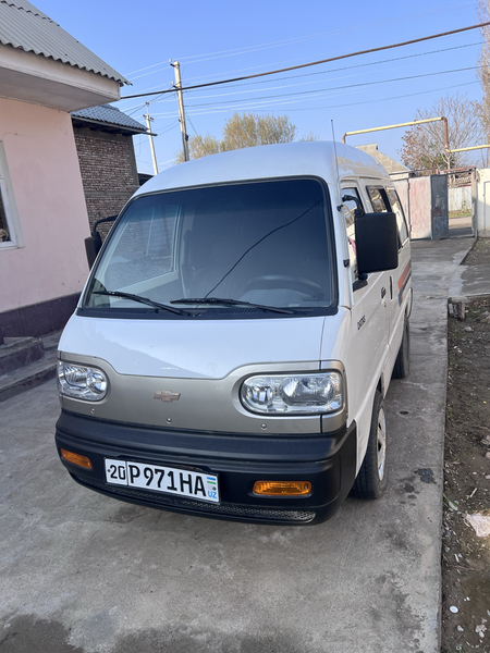 Ozroq kraskasi bor lekin holati hadavoy zor