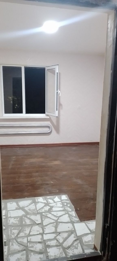 Срочно продается на Лисунова (1/4/4 бывшая общежитие условия не внутри