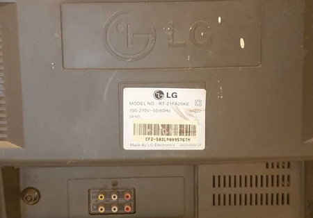 Телевизор LG Flatron Golden Eye 21