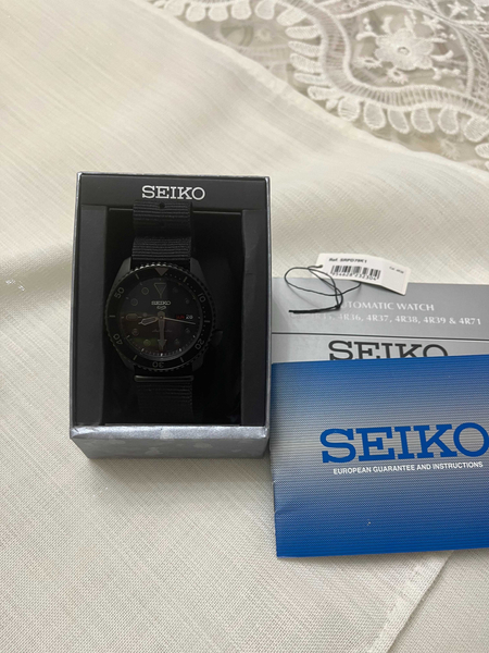 Часы Seiko 5 Sports Watch SRPD79K1 Почти новый Купил из Англии