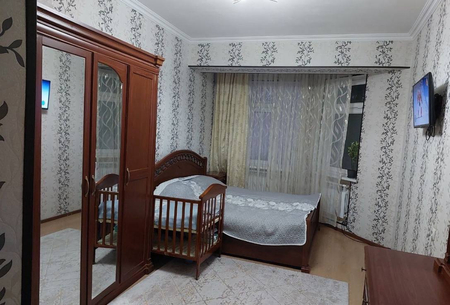 .Продам 2комнатную 1этаж евроремонт 51м2 раздельный Сергели 6А подвол.