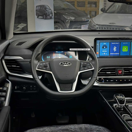 JAC JS 8 Avtomobili kutib otirme sraz xaydap ketas
