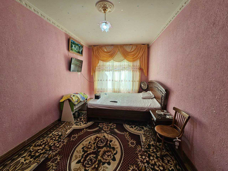 4 xonali 90m² 1-qavat, +yer maydoni uy sotiladi.
