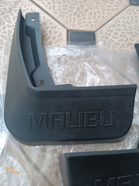 Malibu 2 brizgavik 2 ta orqa ideal