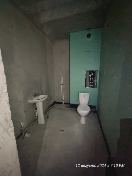 ПРОДАЁТСЯ КВАРТИРА\\nБектемирский район\\nМассив Водник\\nориентир прокурату