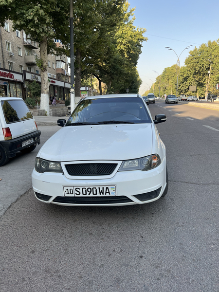 Nexia 2 sotiladi