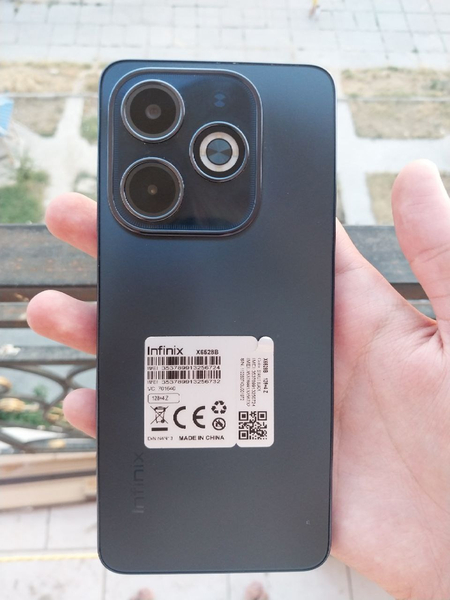 Infinix hot 40i ideal