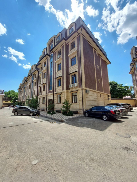 Буюк Ипак Йули 3/1/4 Чайхона Салом новостройка 80м² Мебелью Техникой
